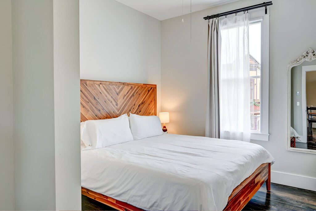Stay - Surf Hotel
